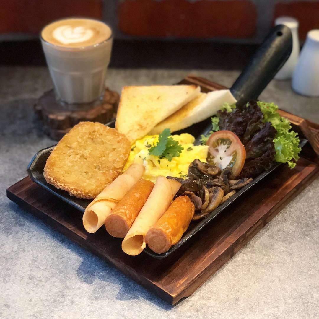 PR Breakfast – Petals Room Cafe & Bistro